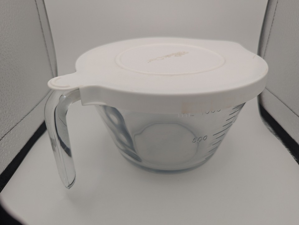 The Pampered Chef Glass 4 Cups 1 Quart Measuring Mixing Batter Bowl ...