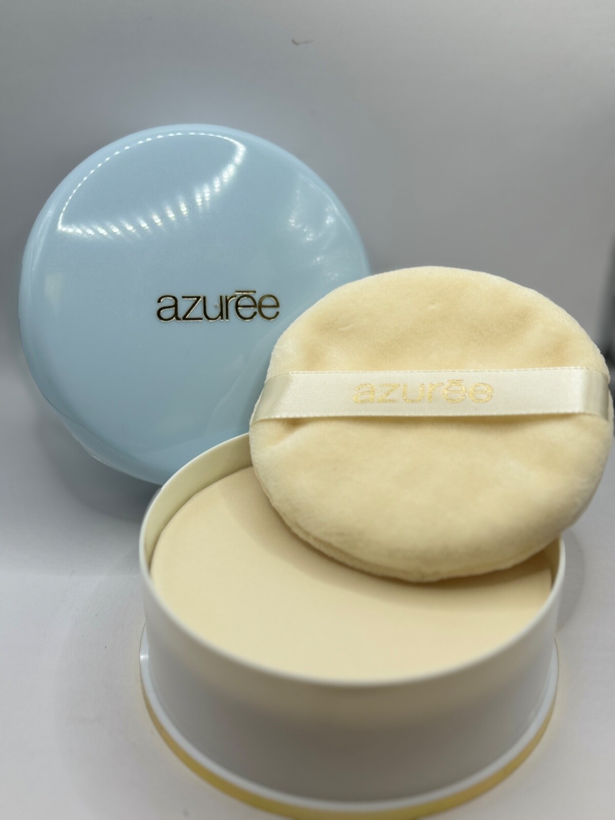 AZUREE BY ESTEE LAUDER 85GM DUSTING POWDER | eBay