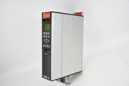 Danfoss VLT® 5000 Frequenzumrichter VLT5003 ST24 175Z0372 inkl ...