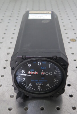R198997 Vintage Aviation Aircraft Radio Altitude Altimeter Model 42540 ...
