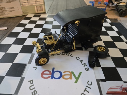 MODEL CAR PARTS MONOGRAM PADDY WAGON PARTS,JUNKYARD, PROJECTS,DIORAMA ...