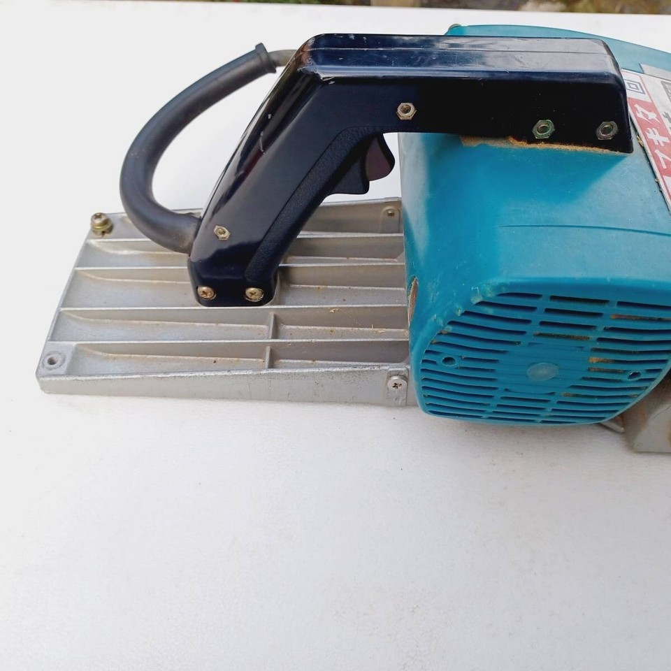 Makita 1805B 6 1/8 Planer 155mm 50-60Hz 1140W 12A 100V 15000RPM Tested ...