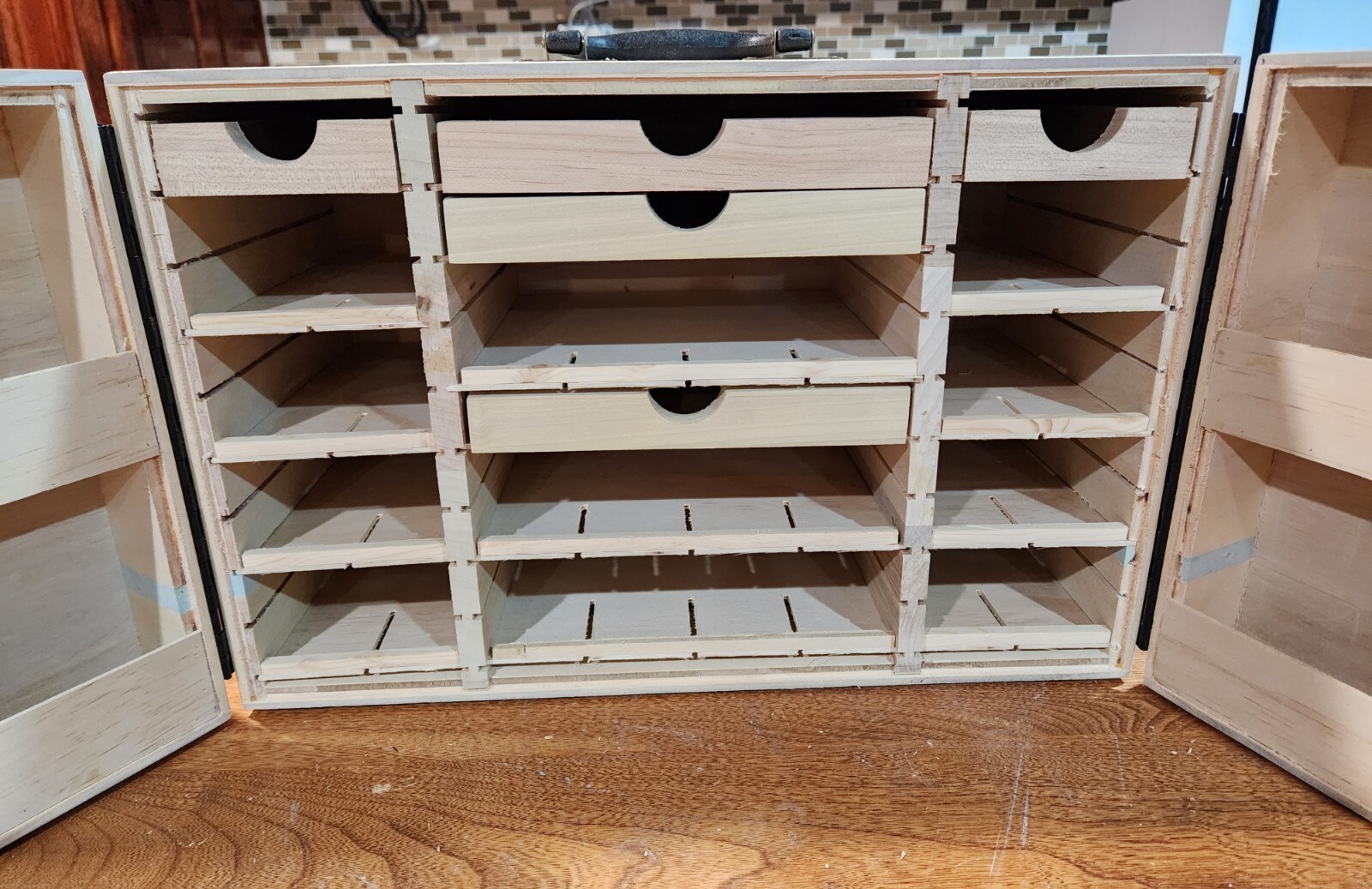 Slot Car Pit Box 1/24 , 1/32 Holds 14 cars 8"long | eBay