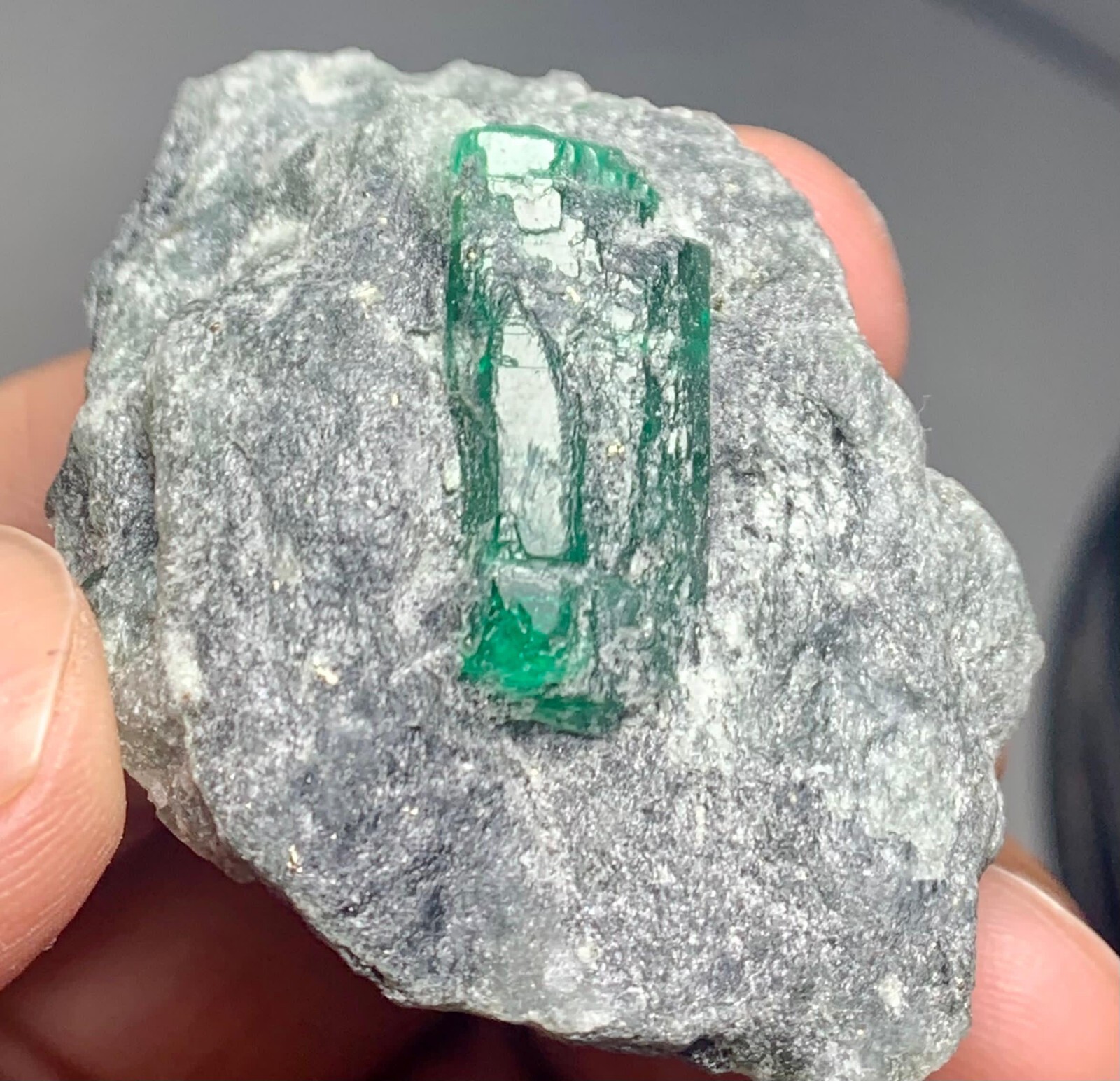130 CT Beautifully Terminated Emerald Crystal Speciman from Swat ...