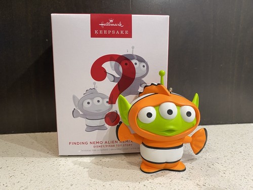 HALLMARK 2022 FINDING NEMO ALIEN REMIX SURPRISE DISNEY TOY STORY ORANGE ...