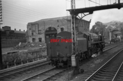 PHOTO BR BRITANNIA LOCO NO 70004 WILLIAM SHAKESPEARE south of 55A ...