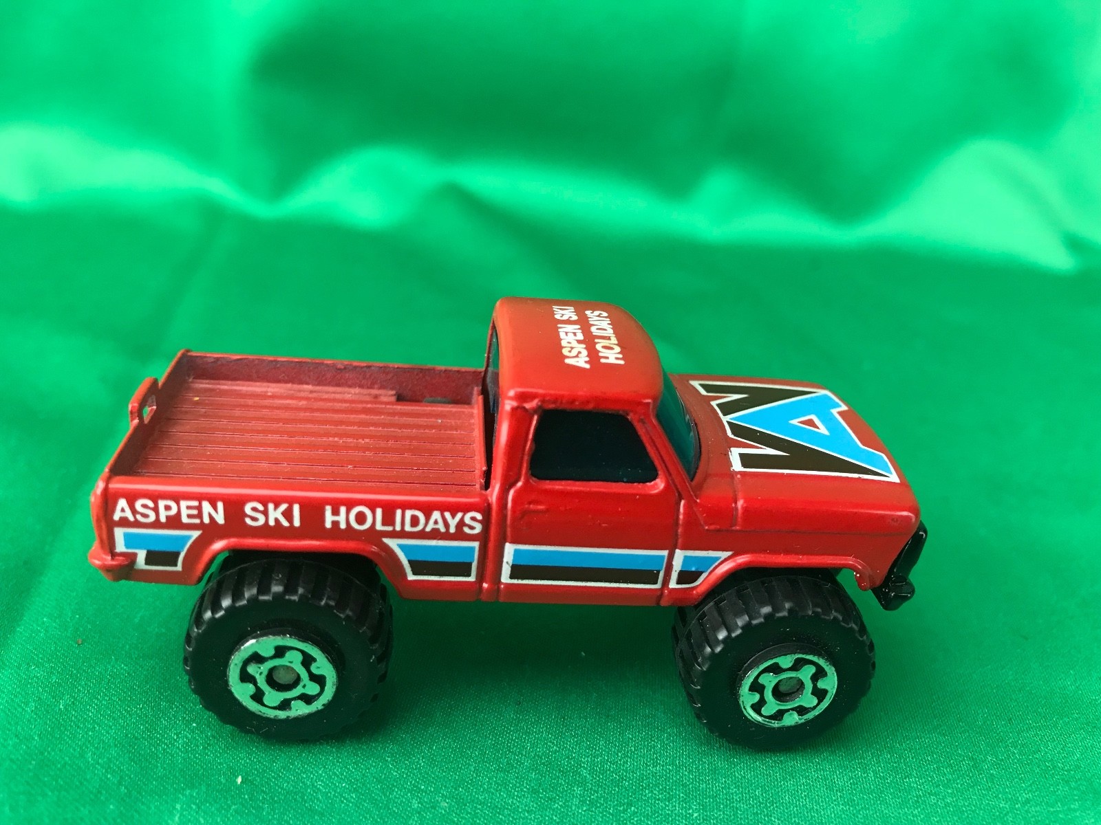 MATCHBOX, MINI PICK-UP, 1981, 1.67 Scale, "Aspen Ski Holidays, Macau ...