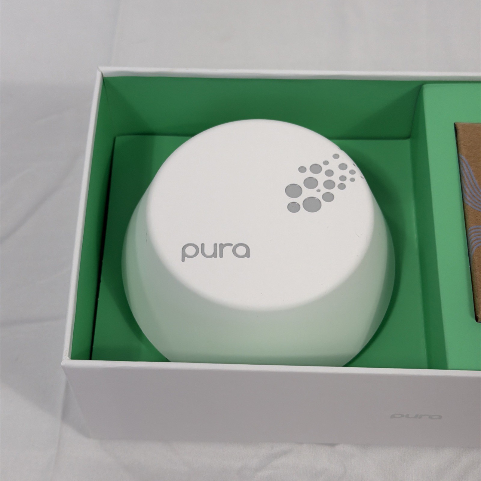 Pura 3 Smart Diffuser, Ylang Pistachio & Pomegranate Blush Bluetooth ...