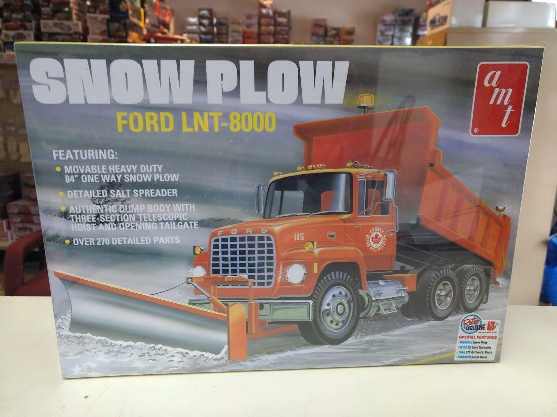 AMT 1178 Snow Plow Ford LNT-8000 model kit | eBay