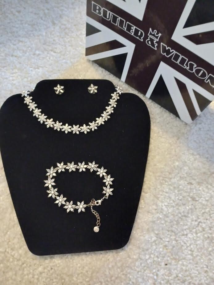 Butler and Wilson Daisy Choker, Bracelet & earrings R… - Gem