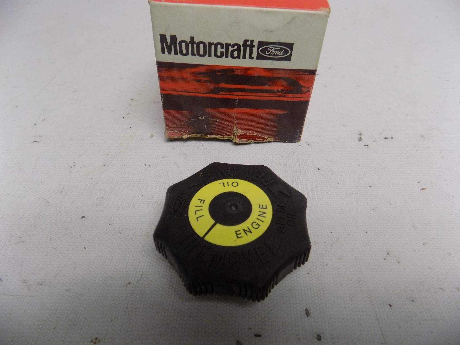 NOS 1984 Ford Oil Filler Cap #E4FZ-6766-A for sale online | eBay