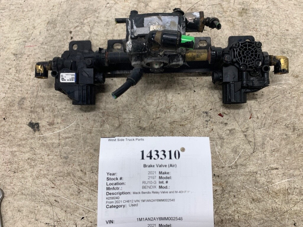Mack Bendix Relay Valve and M-40HF Modulator Valves K056040 From 2021 ...