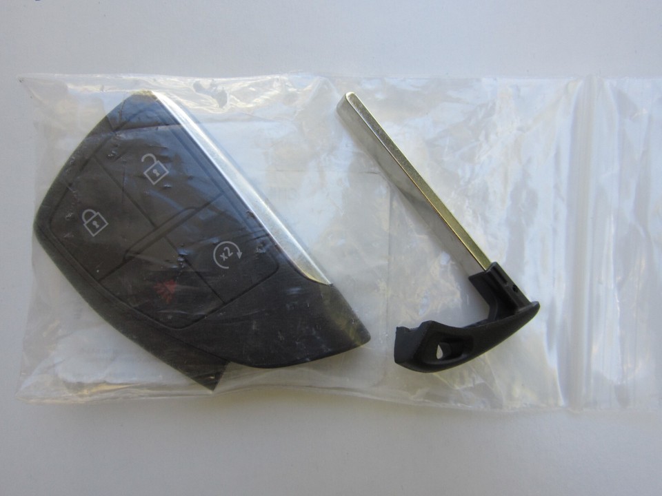 NEW OEM 2022-2025 CHEVY SILVERADO KEYLESS REMOTE SMART KEY FOB 13560201 ...