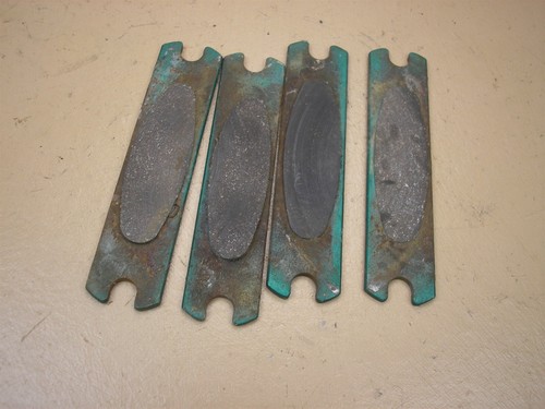 Bolens 1886 HT-18 HT20 HT23 QS-16 QT-17 Tractor Brake Pads (4) 1724589 ...