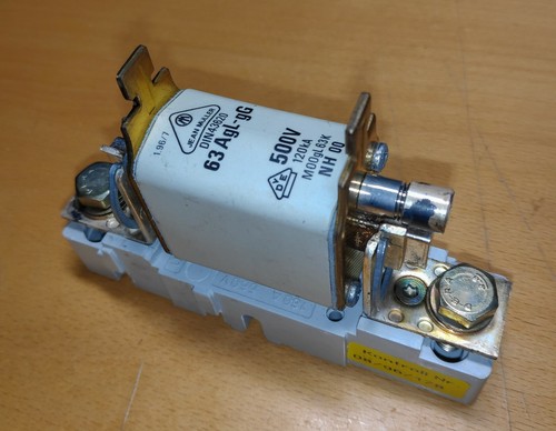 Holder 160A + Fuse 63A 500V 120kA NH00 | eBay