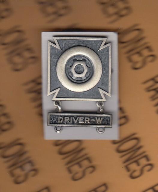 US Army Driver W Wheeled Vehicle Tab Qualification Badge Award for sale ...