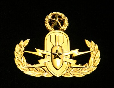 US NAVY USN EXPLOSIVE ORDNANCE DISPOSAL EOD OFFICER BADGE; REGULATION ...