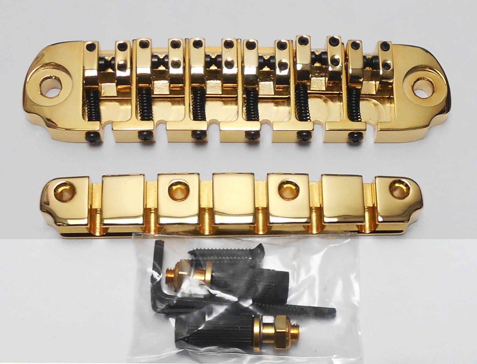 Hipshot 6 String D Style Bass Brass Bridge and Alum Tailpiece .708 Gold ...