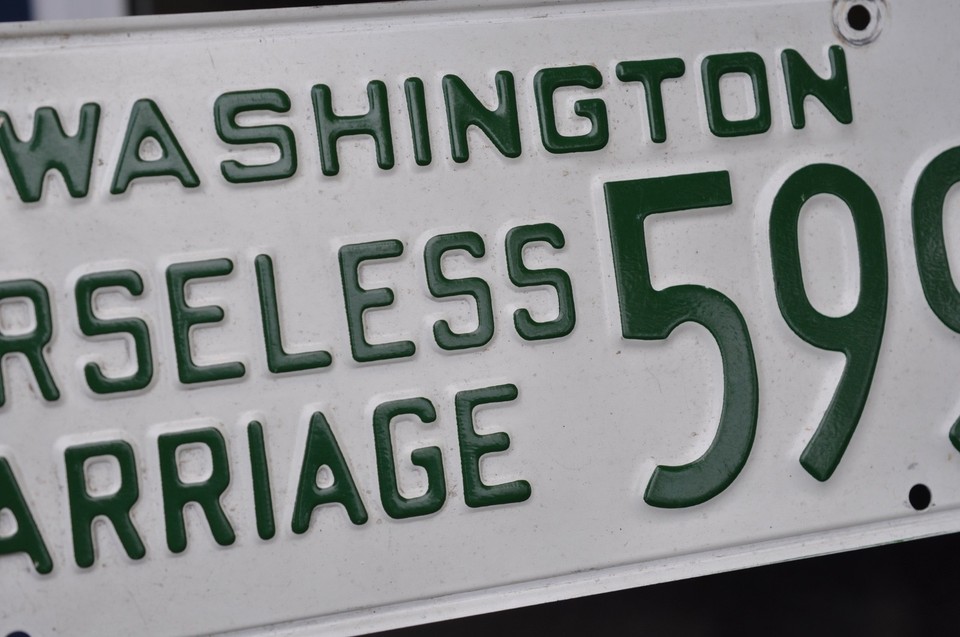 1955 WASHINGTON HORSELESS CARRIAGE LICENSE PLATE 599 Antique Vintage ...