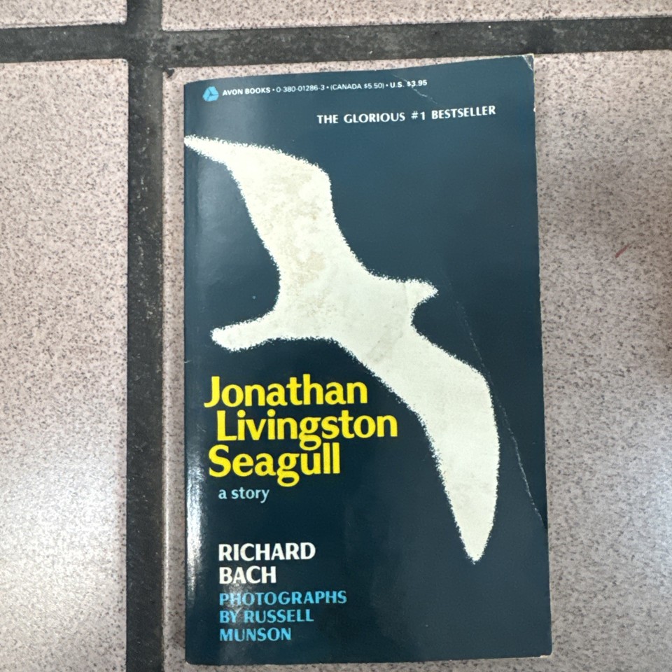 JONATHAN LIVINGSTON SEAGULL: A STORY | eBay
