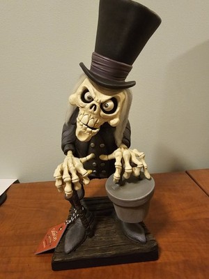 Hat Box Skeleton - Original Sculpture 2019 David Everett / Chicken Lips ...