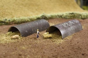 Corrugated Metal Pig Sty Building Weathered OO/HO Gauge - Pack of 2 ...