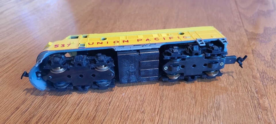 TYCO HO EMD F9A Union Pacific #537 Diesel Engine | eBay