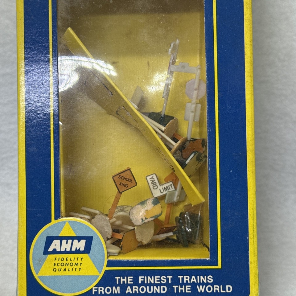 Lot Of Accessories For HO Model Trains AHM Atlas Bachmann Mantua | eBay