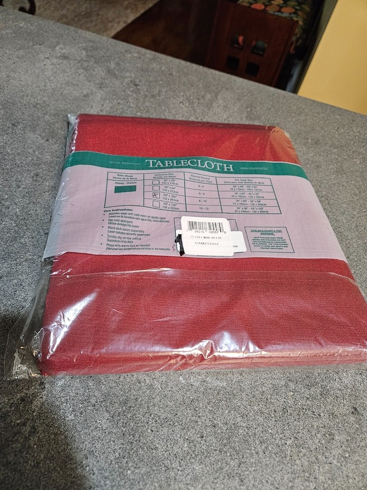 Maroon/Wine Rectangle Tablecloth - 60 x 84 Inch - Stain Resistant ...