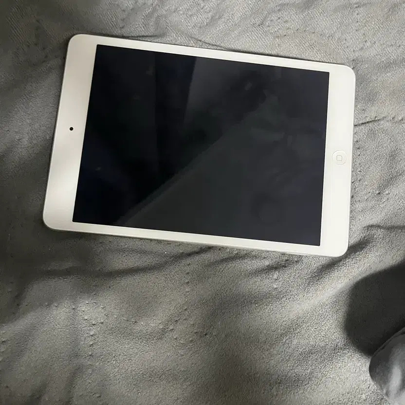 iPad Mini 2 - For Display Use, Damaged Screen | eBay