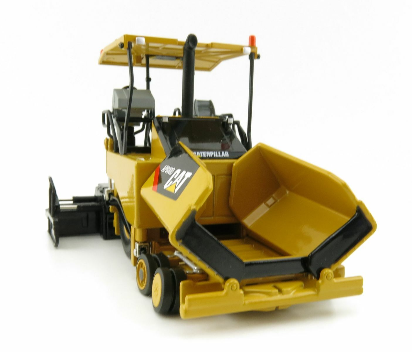 Norscot 55260 Caterpillar Cat AP600D Asphalt Paver with Canopy Scale 1: ...