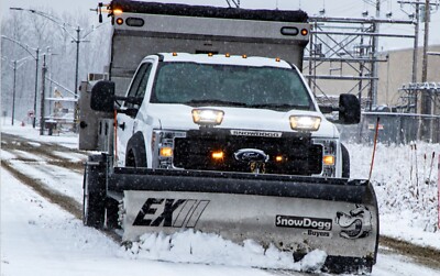 SNOWDOGG® EX85II SNOW PLOW WITH RAPIDLINK w/halogen lights - USED | eBay