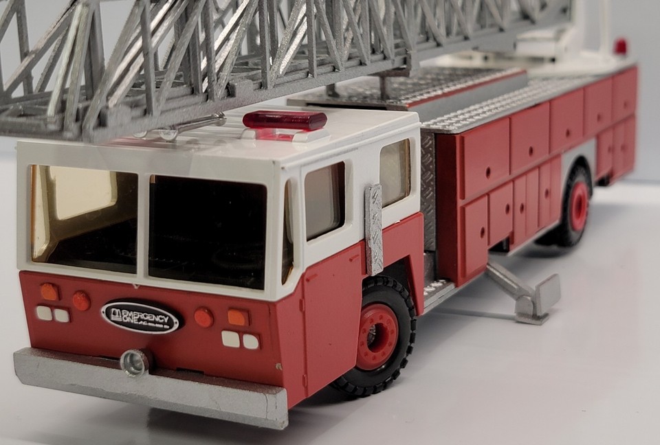 Conrad Diecast 5502 E-One Aerial Ladder Fire Engine #8 1:50 Scale | eBay