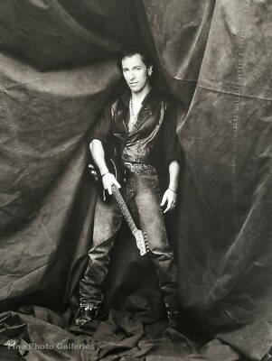 1992 Vintage BRUCE SPRINGSTEEN Boss Rock Guitar Music HERB RITTS Photo ...
