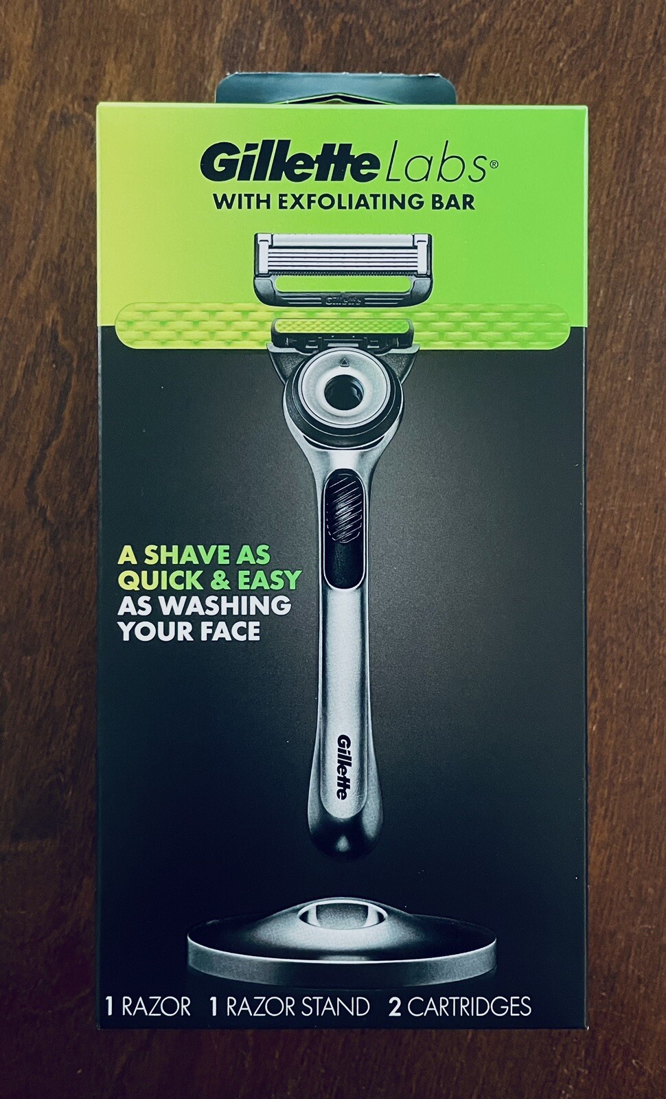 NIB - Gillette Labs - SHAVE KIT (1 Razor, 1 Magnetic Razor Stand, 2 ...