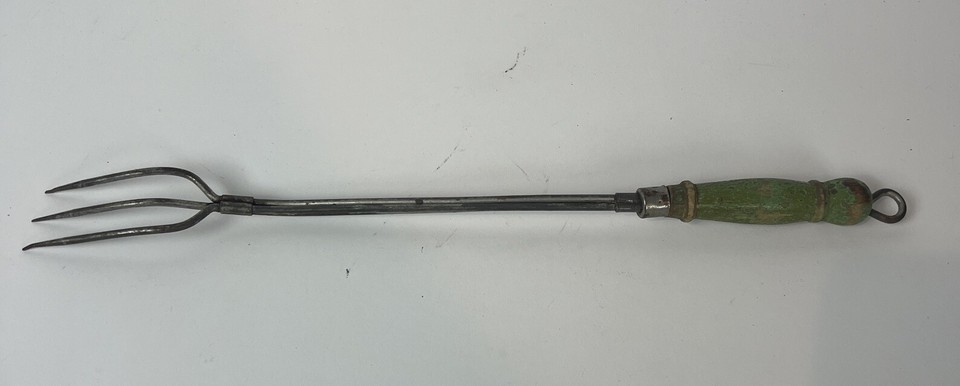 Vintage 0ld! 12" Meat Fork, 3 Tine Wire, Made in U.S.A. - Green Wooden ...