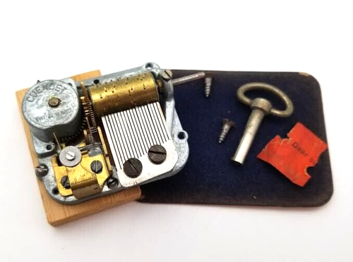 Vintage CUENDET Switzerland Music Box Movement - Daar bij die molen ...