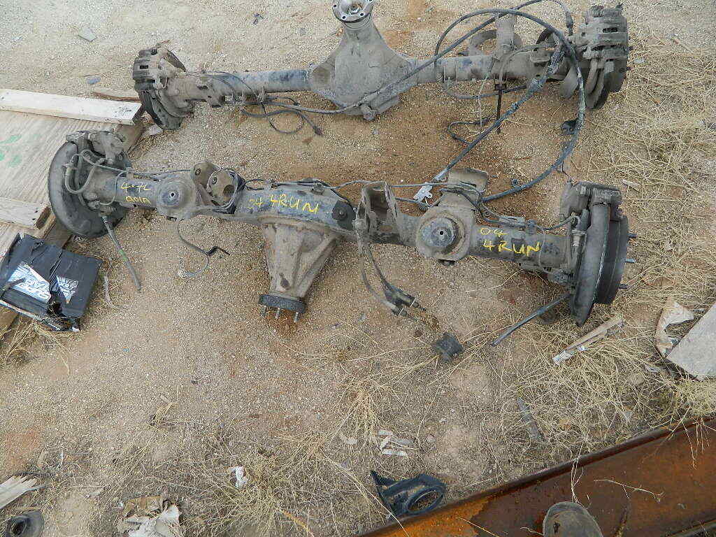 2003-2004 Toyota 4Runner Rear Differential Rear End Carrier Assembly ...