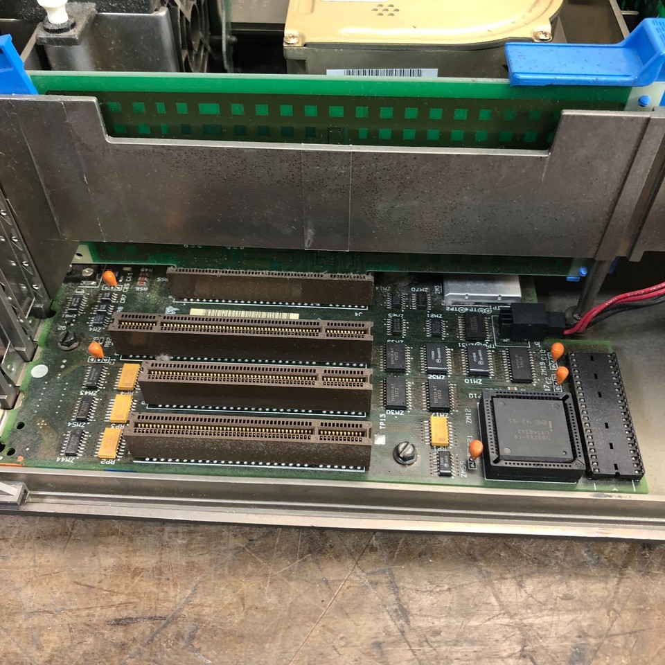 Vintage IBM Personal System/2 PS/2 Model 50 Z Type 8550 Computer Powers ...