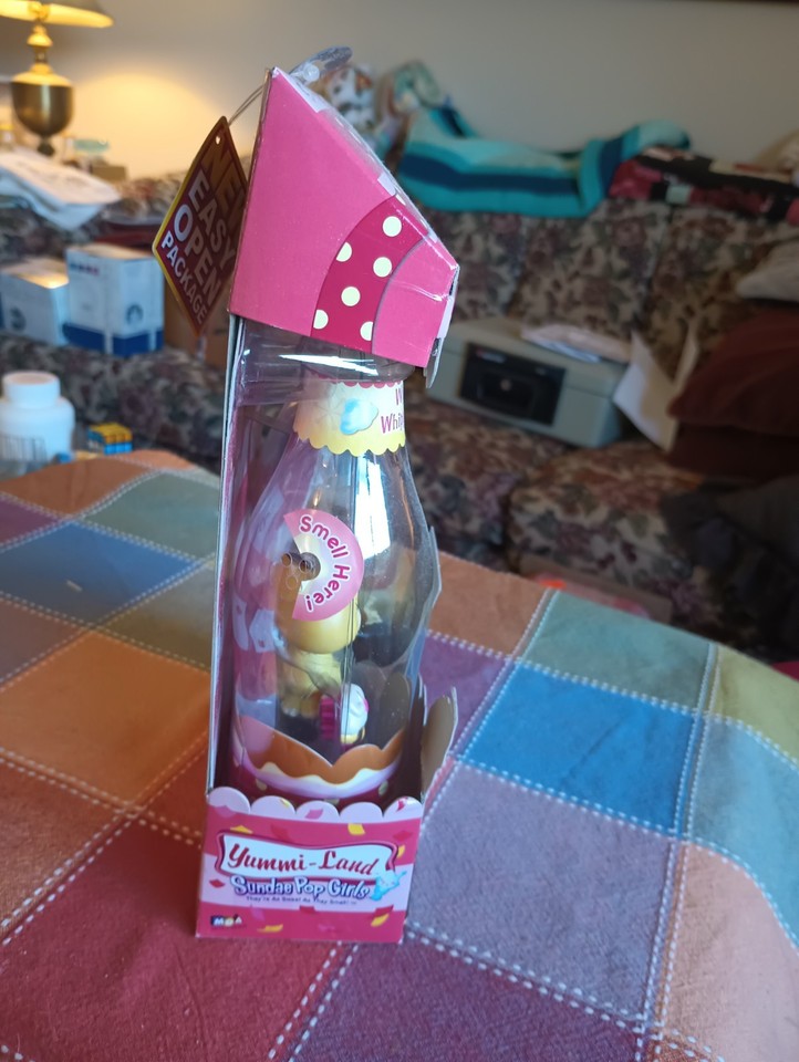 New MGA Yummi Land Soda Pop Girls Haley Hot Fudge Sundae & Pet New ...