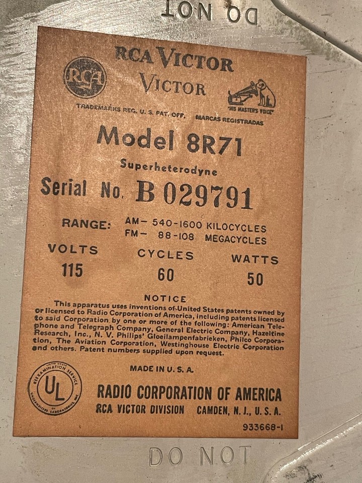 RCA Victor Tube Radio, Golden Throat Tone, Model 8R71 Circa 1948, Great ...