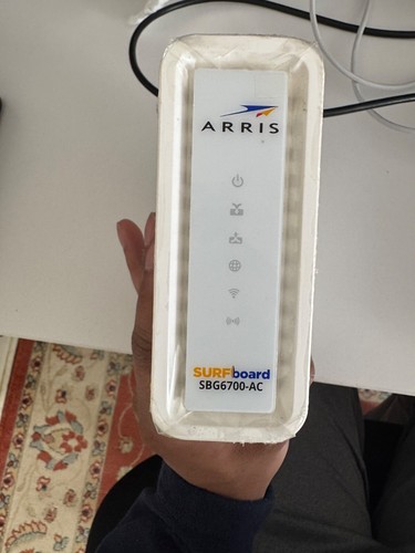 ARRIS SURFboard DOCSIS 3.0 Modem AC1600 Wi-Fi Router SBG6700-AC (Modem ...