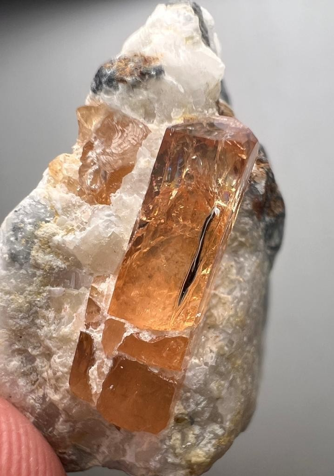 80 Carat Natural Quality Topaz Crystal From Pakistan | eBay
