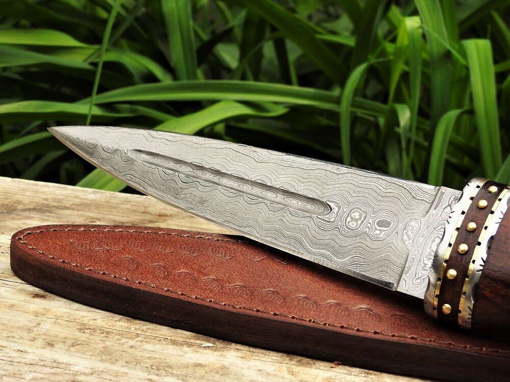 Scottish Dirk Dagger - Damascus Steel - Celtic - Sgian Dubh - Knife ...
