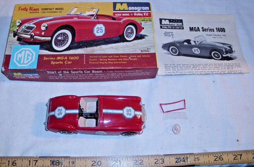 MONOGRAM MGA SERIES 1600 SPORTS CAR MODEL KIT BUILT UP BOXED 1:32 1961 ...