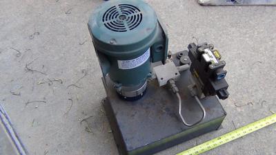 Hydraulic - Monarch Pump