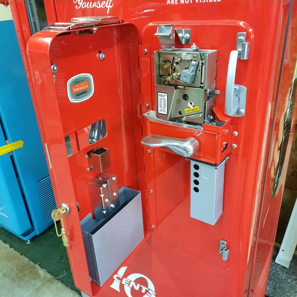 1955 Vendo 81A Coca Cola Coke Machine Professional Restoration by Carl ...