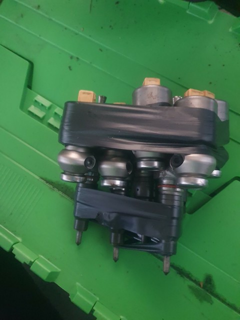 Land Rover Discovery 2 Defender Td5 Injectors 10p Black Top Delphi ...