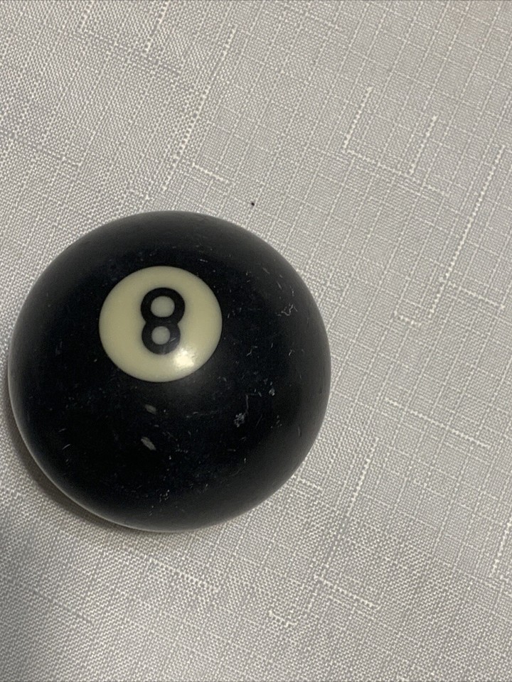 * Vintage Eight Ball & Cue Ball Billiard Pool Balls White Black 8 ...