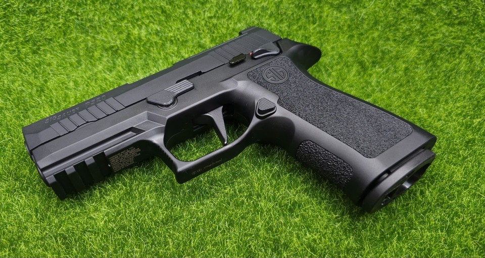 Sig Sauer P320 X-Carry CO2 .177 Cal 350 FPS Blowback Air Pistol - AIR ...